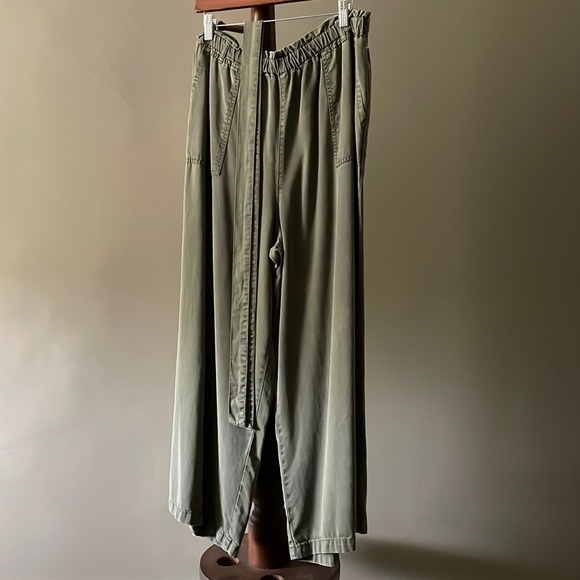 Universal Thread | Pants & Jumpsuits | Universal Thread Paper Bag Waist ...